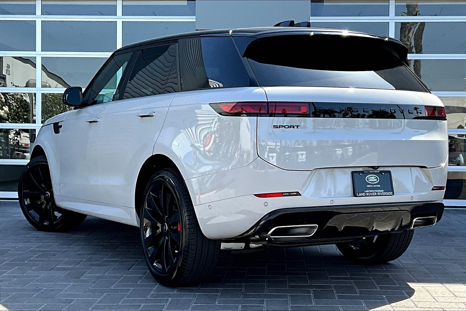 New 2024 Land Rover Range Rover Sport Dynamic SUV in Riverside # ...