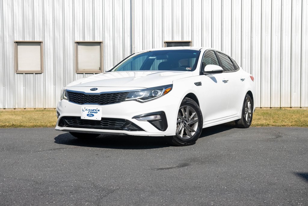 2022 Kia Optima Lx White