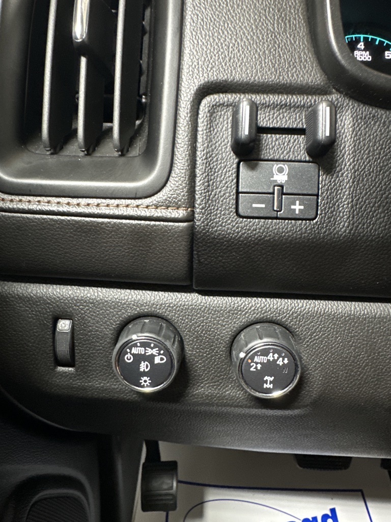 Pre-Owned 2021 GMC Canyon AT4 w/Cloth 4D Crew Cab | Tim Short Auto Group