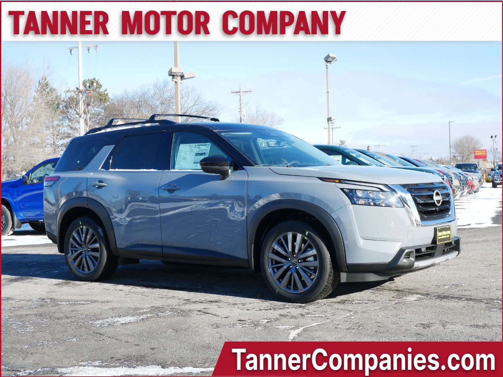 New 2025 Nissan Pathfinder SL SUV in Brainerd #N250034 | Tanner Nissan