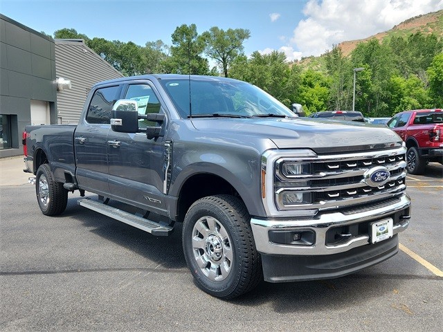 New 2025 Ford Super Duty F-350® Lariat® Crew Cab in Glenwood Springs # ...