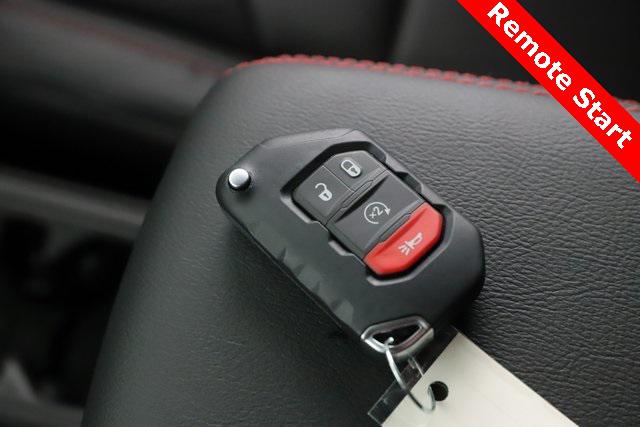 New 2026 Jeep Gladiator Mojave Crew Cab in Findlay #N26074 | Findlay ...