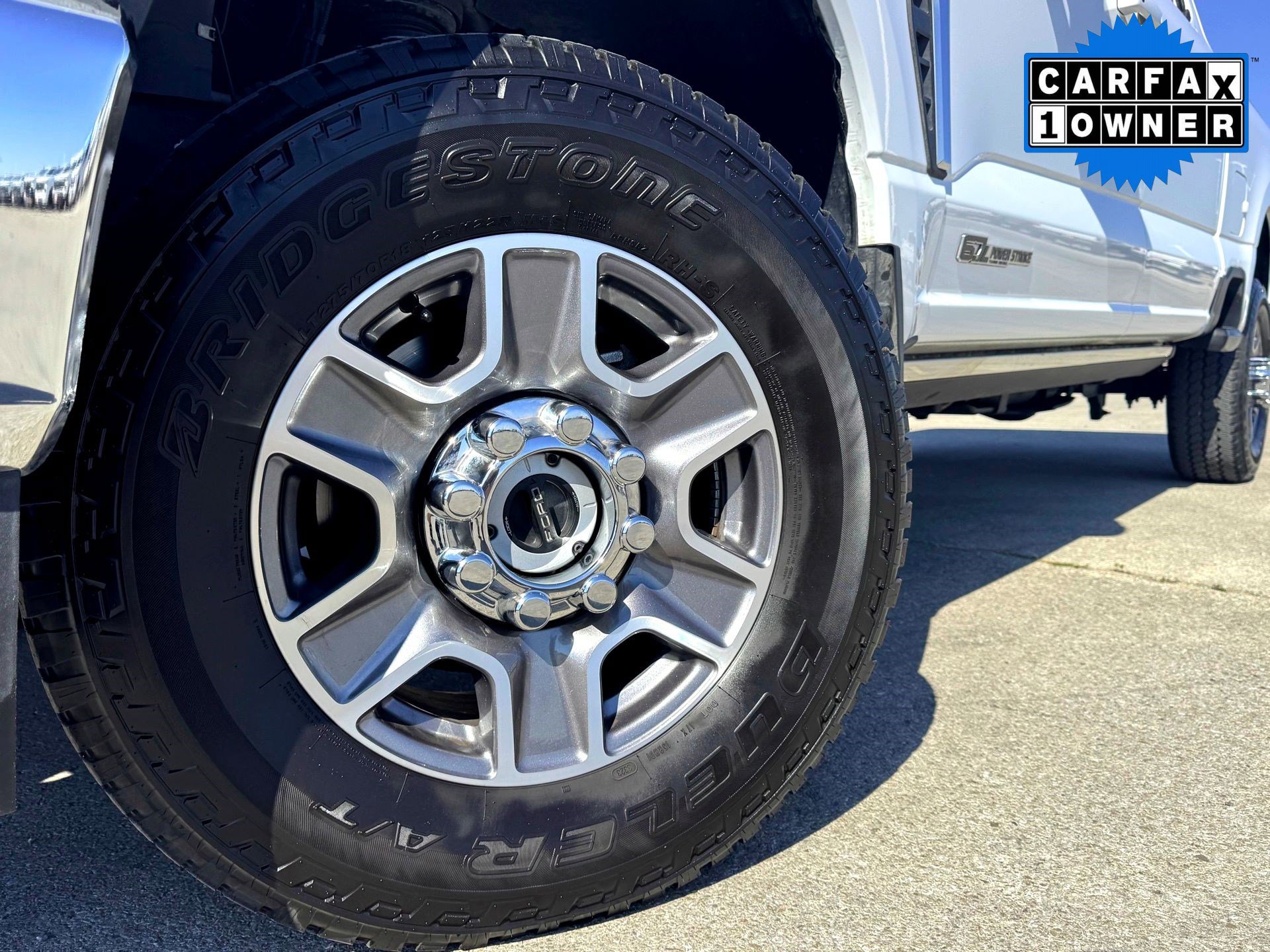 Pre-Owned 2024 Ford Super Duty F-350 SRW Lariat Ultimate Crew Cab ...