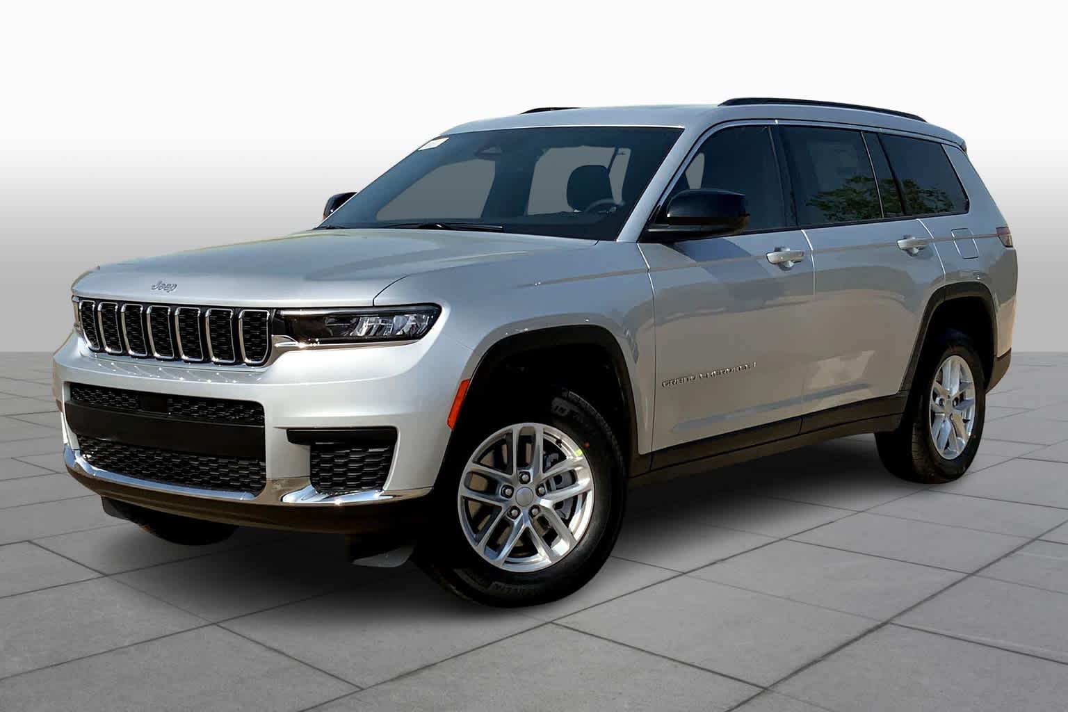 New 2025 Jeep Grand Cherokee L Laredo Utility in Dallas #S8679504 | Dallas Dodge Chrysler Jeep Ram