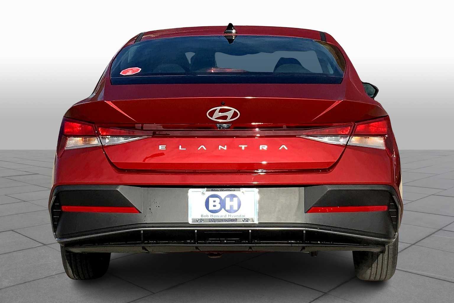 New 2025 Hyundai ELANTRA SE 4dr Car in Oklahoma City #SU949307 | Bob ...