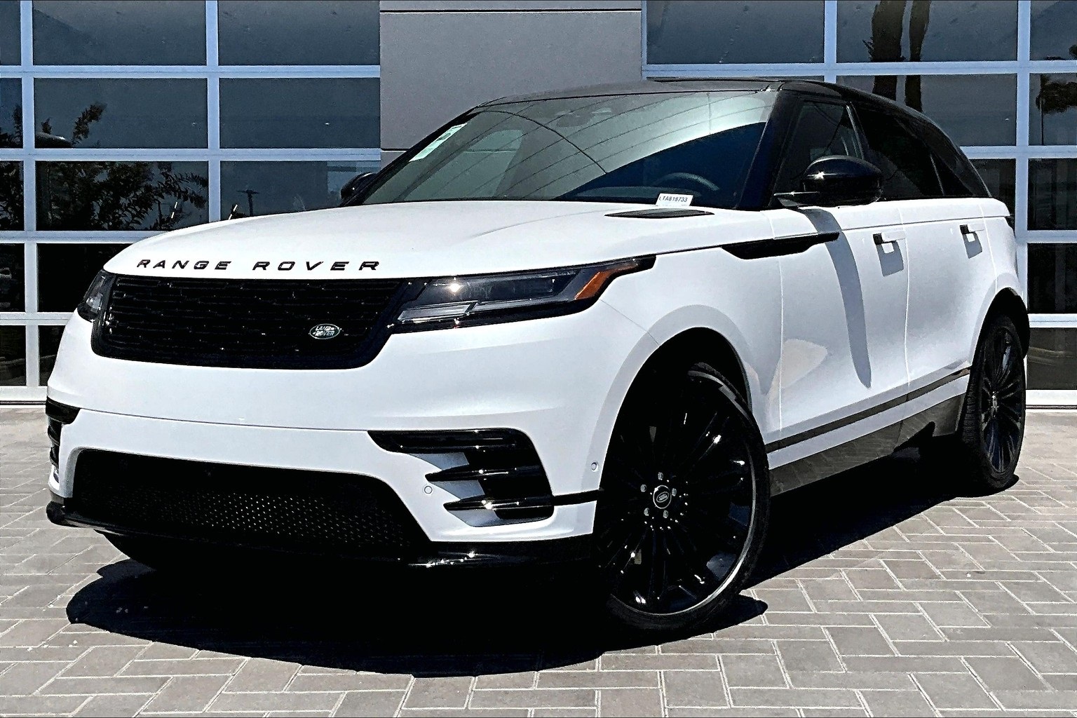 New Land Rover Special Offers | Land Rover Riverside