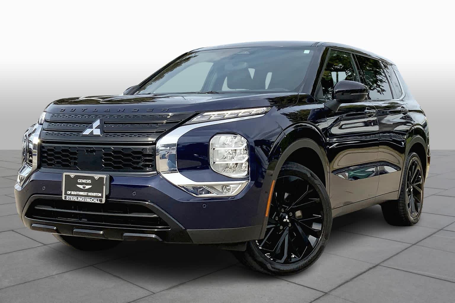 Mitsubishi Outlander 2022 Black