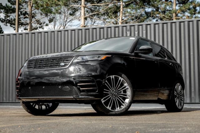 New 2025 Land Rover Range Rover Velar Dynamic HSE 4 Door in Schaumburg 595018 Land Rover Schaumburg