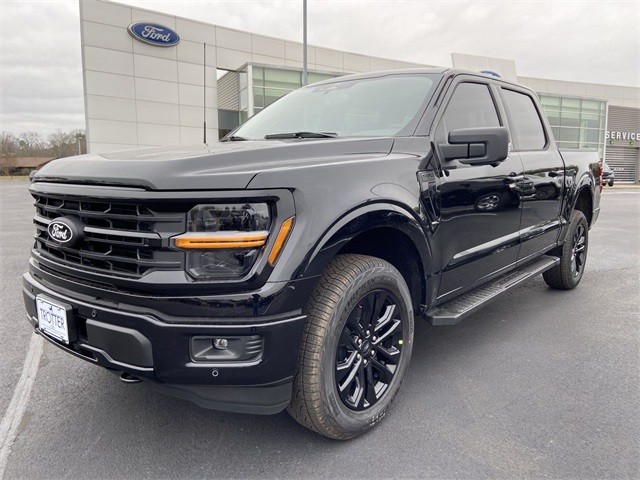 New 2025 Ford F-150 XLT SuperCrew® in Pine Bluff #36299 | Trotter Ford