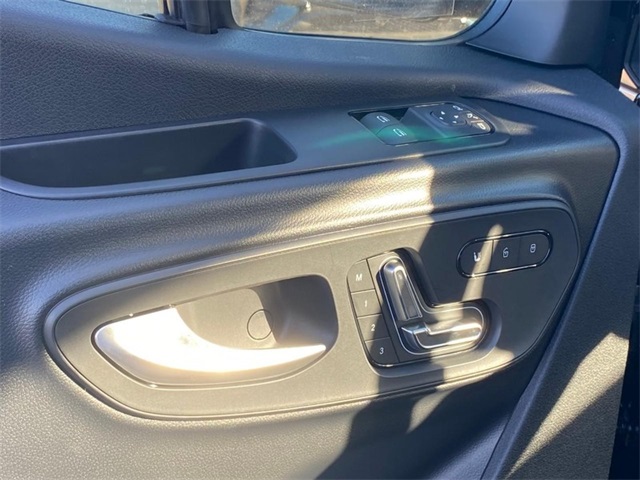 New 2025 Mercedes-Benz Sprinter Crew Van Crew 144 WB Van in St. Louis #S25010 | Mercedes-Benz of ...