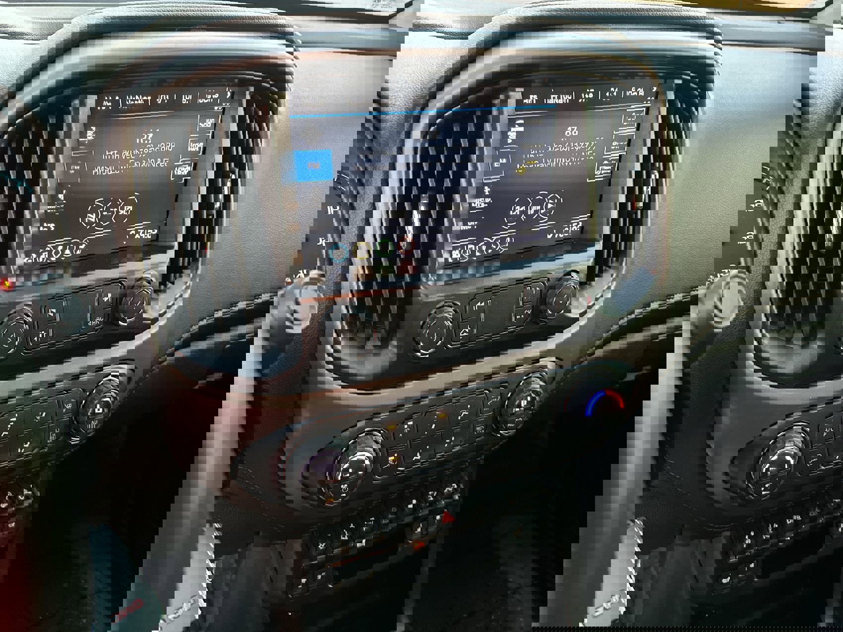 Pre-Owned 2021 GMC Canyon 4WD AT4 w/Leather Crew Cab in Longview ...