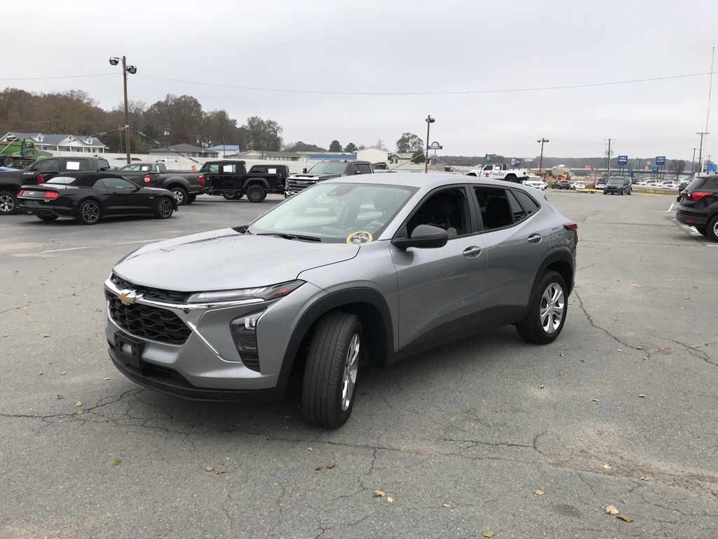 Pre-Owned 2025 Chevrolet Trax LS 4D Sport Utility for Sale #P062284 ...