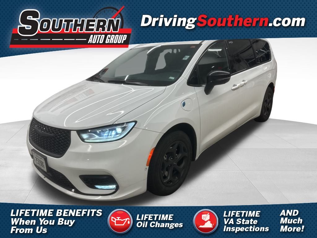 Pre-Owned 2024 Chrysler Pacifica Hybrid Select 4D Passenger Van in ...