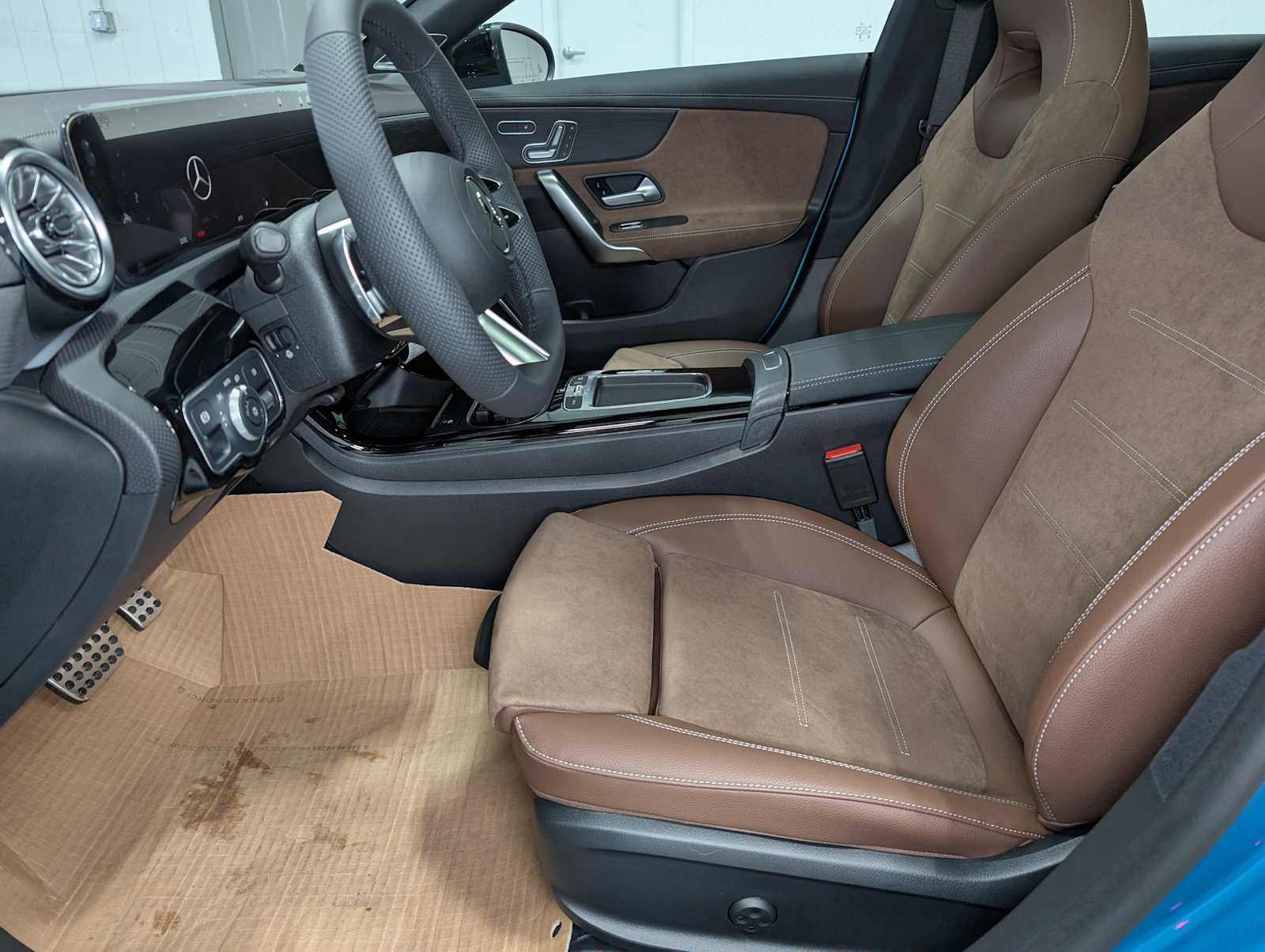 New 2025 Mercedes-Benz CLA CLA 250 in MANUFAKTUR Hyper Blue Metallic ...