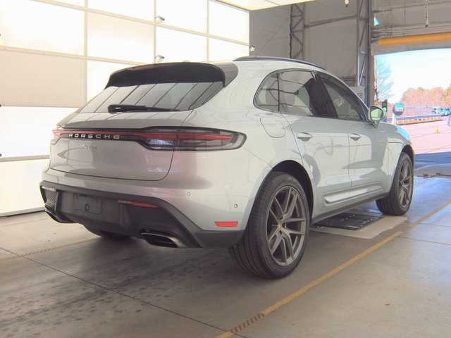 Pre-Owned 2023 Porsche Macan 4D Sport Utility in West Park #NVB09325 ...