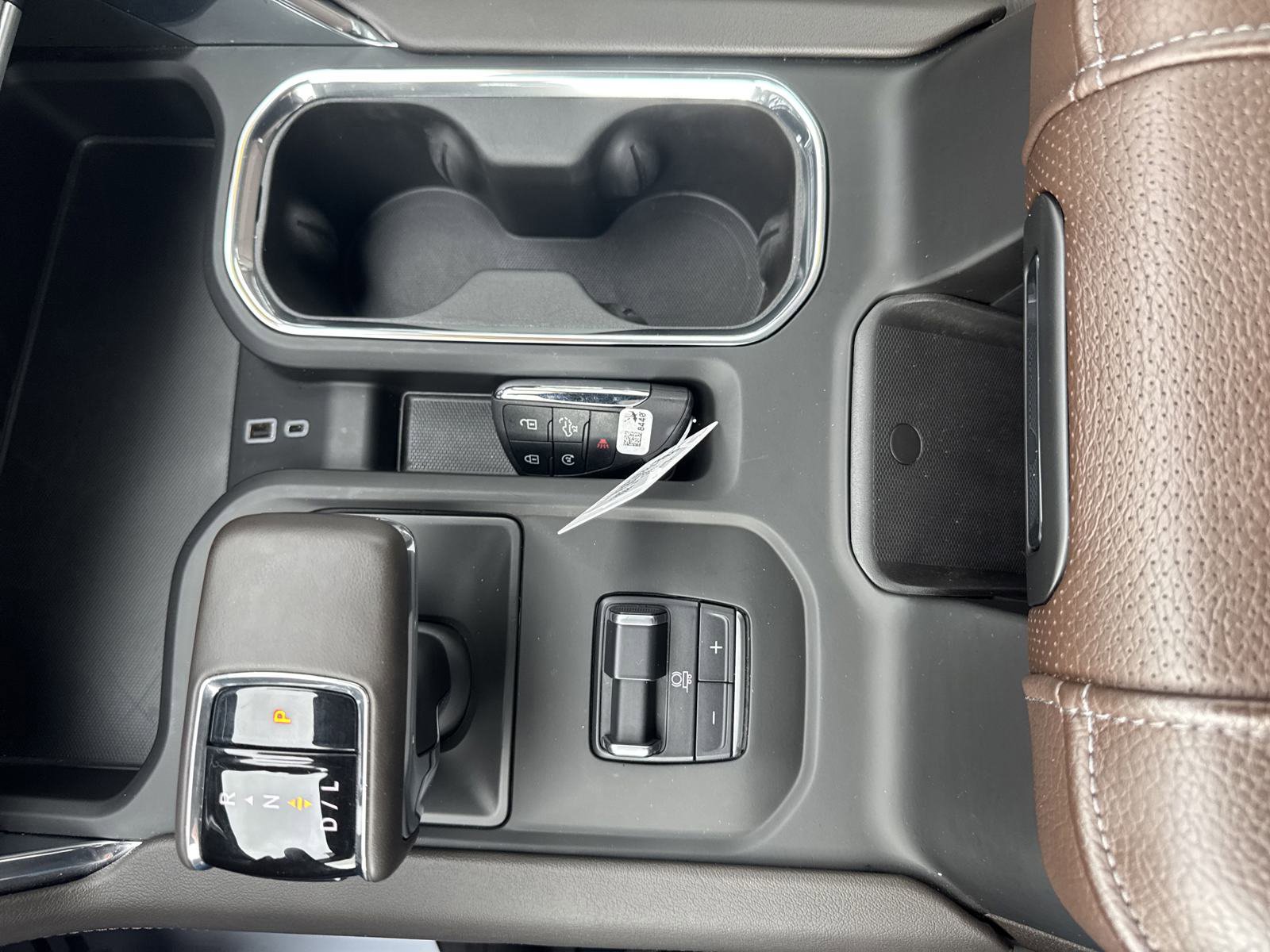 Pre-Owned 2024 GMC Sierra 1500 Denali 4 Door Crew Cab Short Bed Truck ...