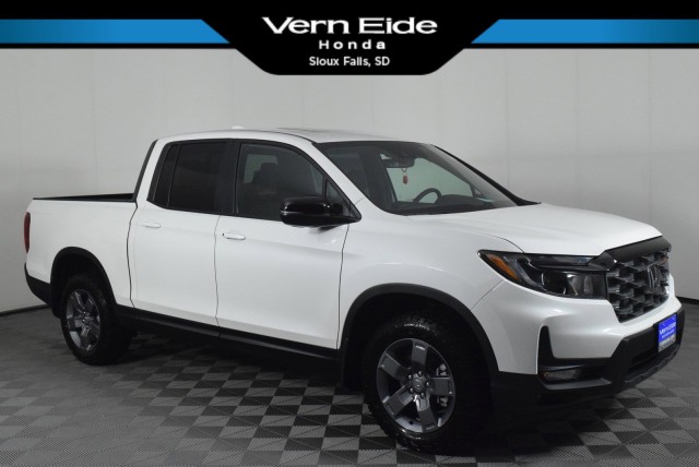 New 2025 Honda Ridgeline TrailSport Crew Cab Pickup in Sioux Falls #410330 | Vern Eide Honda