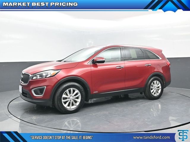 Pre-Owned 2017 Kia Sorento LX 4 Door SUV in Whitehall #SP373 | Toothman & Sowers Ford