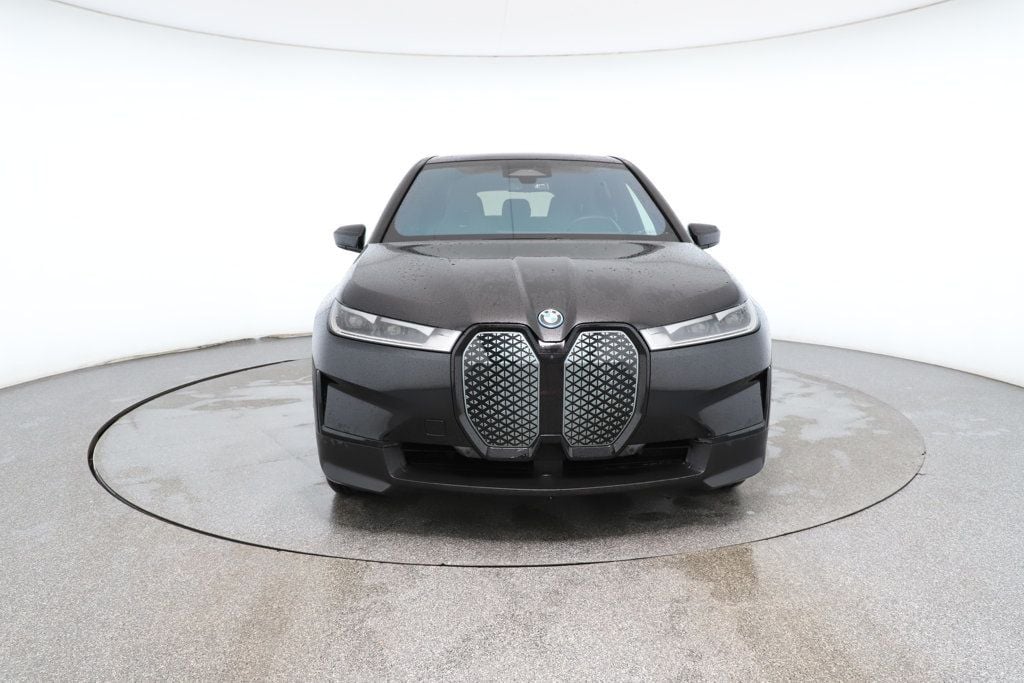 Used 2022 BMW iX xDrive50 SAV with Convenience & Dynamic Handling ...