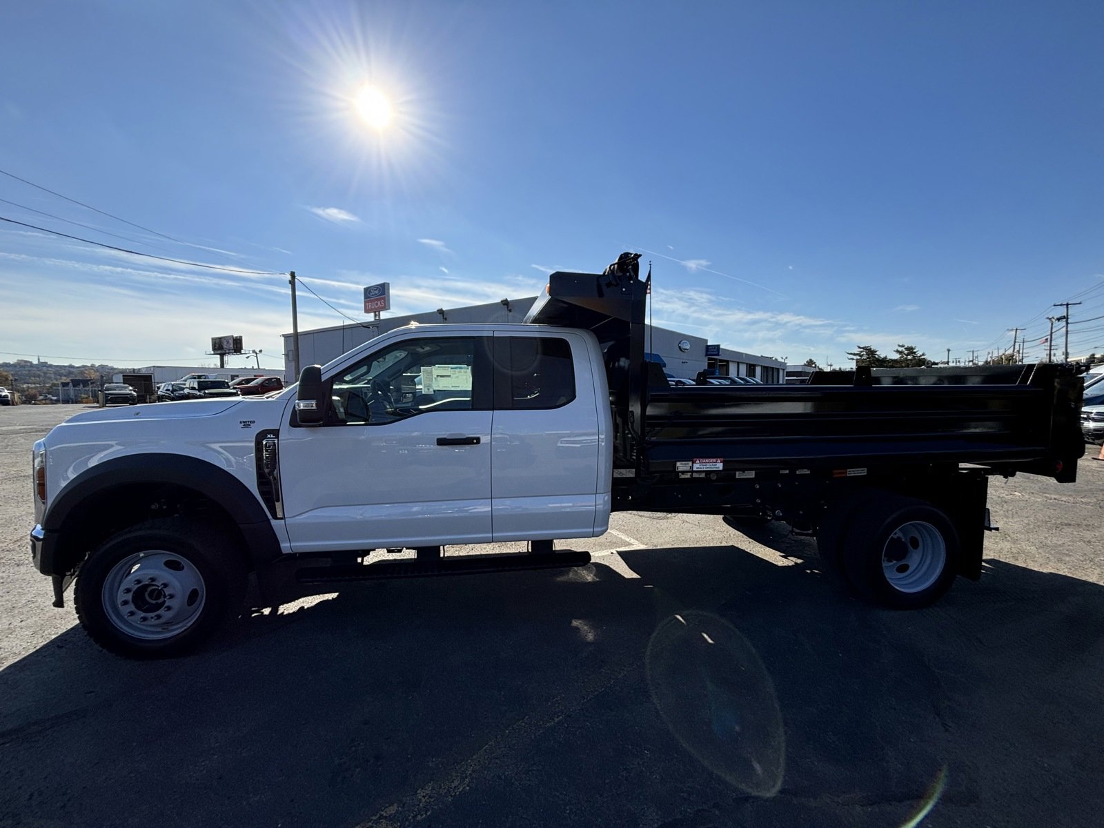 New 2024 Ford F550 w/11 FOOT DUMP BODY 7.3L GAS F-550® XL Super Cab ...