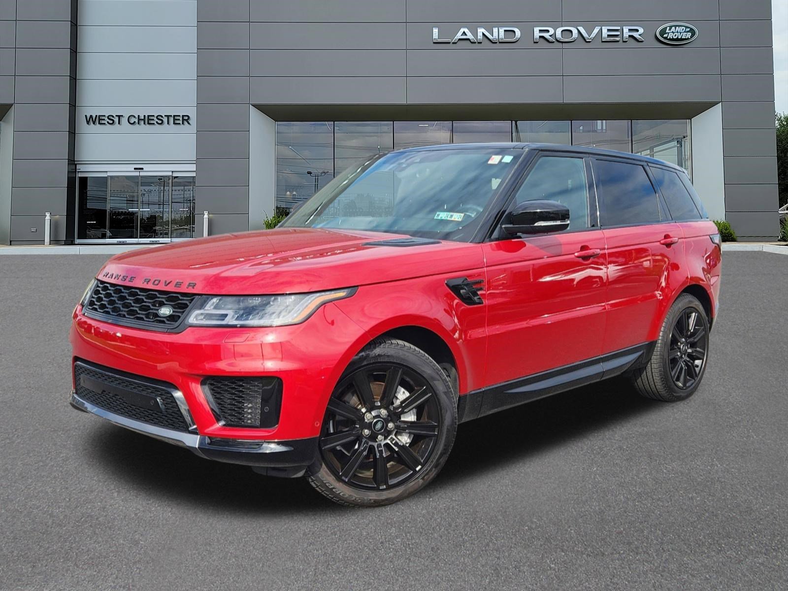 Range Rover Sport 2022 Red Wallpaper