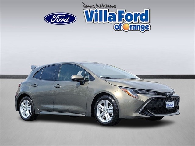 Pre-Owned 2019 Toyota Corolla Hatchback SE 5 Door Hatchback in Orange ...