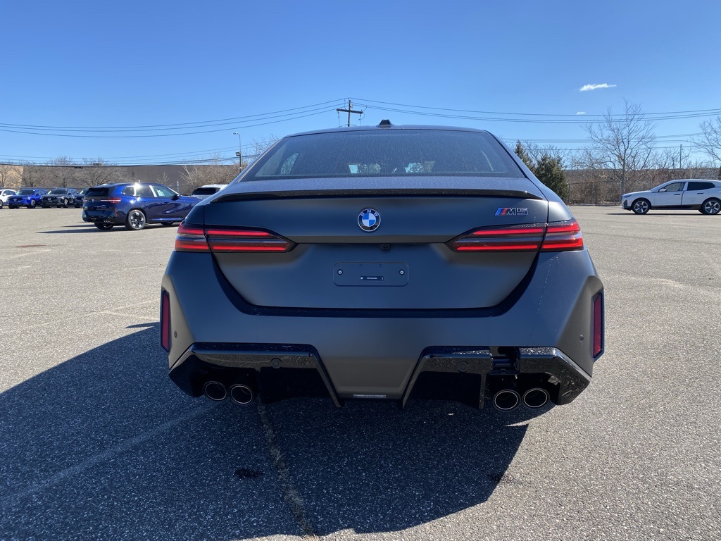 New 2025 BMW M5 4dr Car in Westbury #25-61199 | Rallye BMW | Rallye BMW