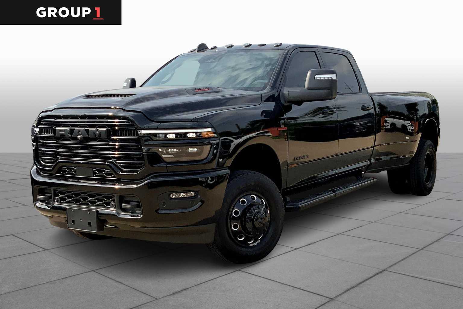 New 2025 RAM 3500 Laramie Crew Cab in Houston #SG533682 | Group 1 Automotive