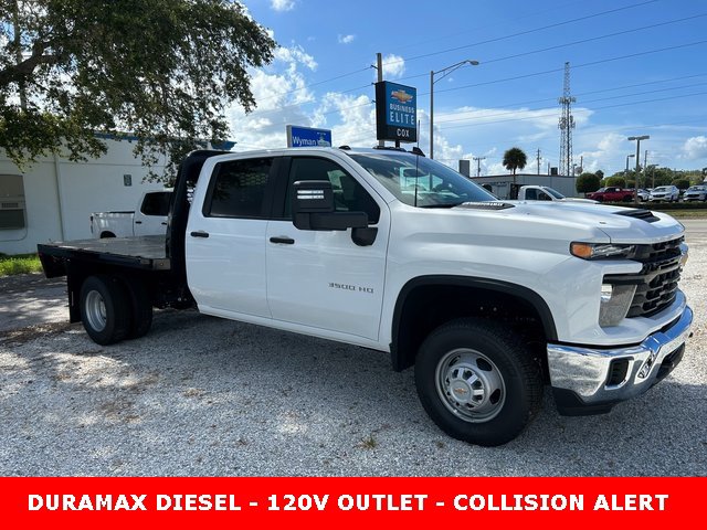 Chevy 3500 Dually Flatbed