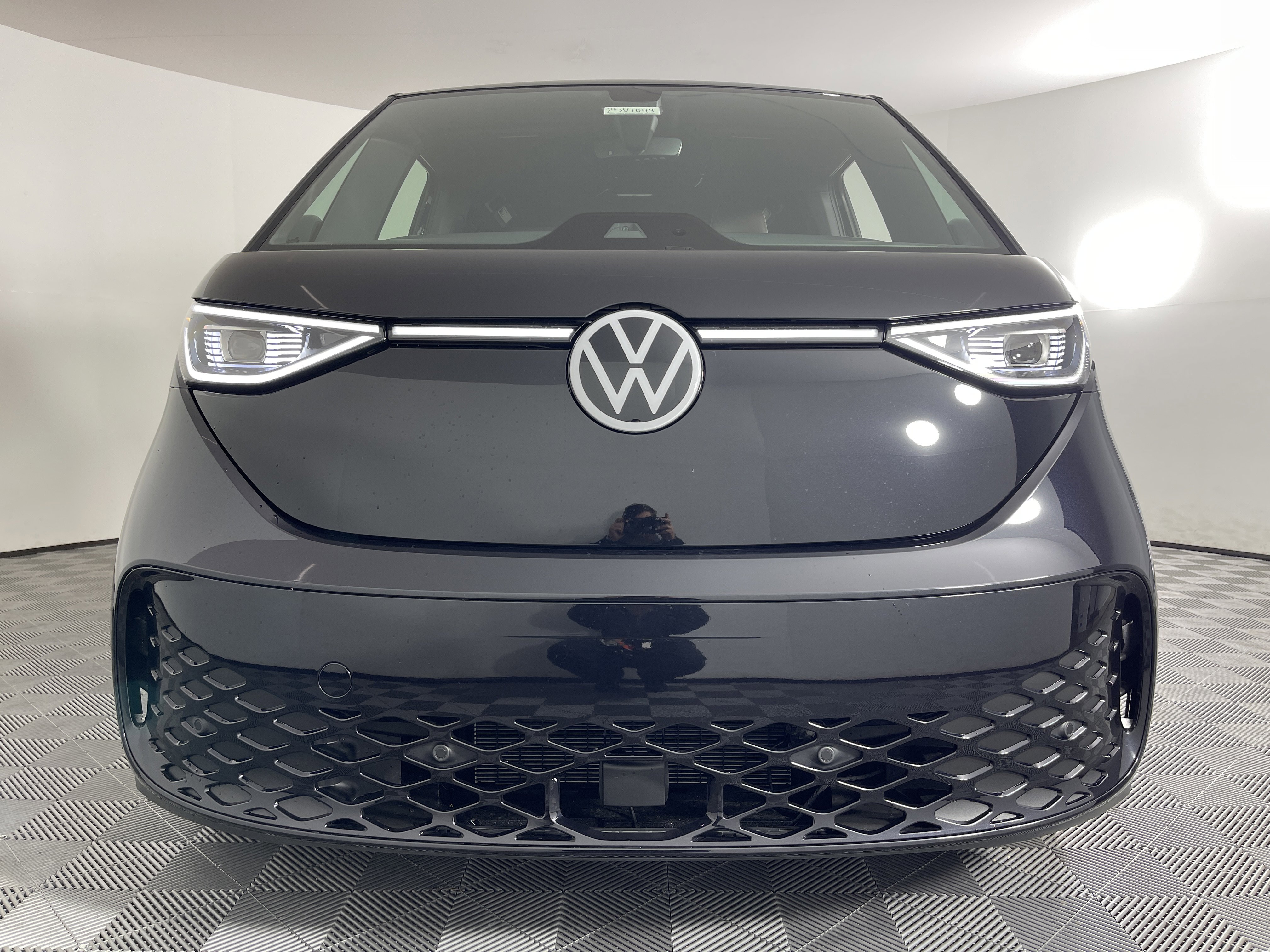 New 2025 Volkswagen ID. Buzz Pro S Mini-van, Passenger in Fairfield ...