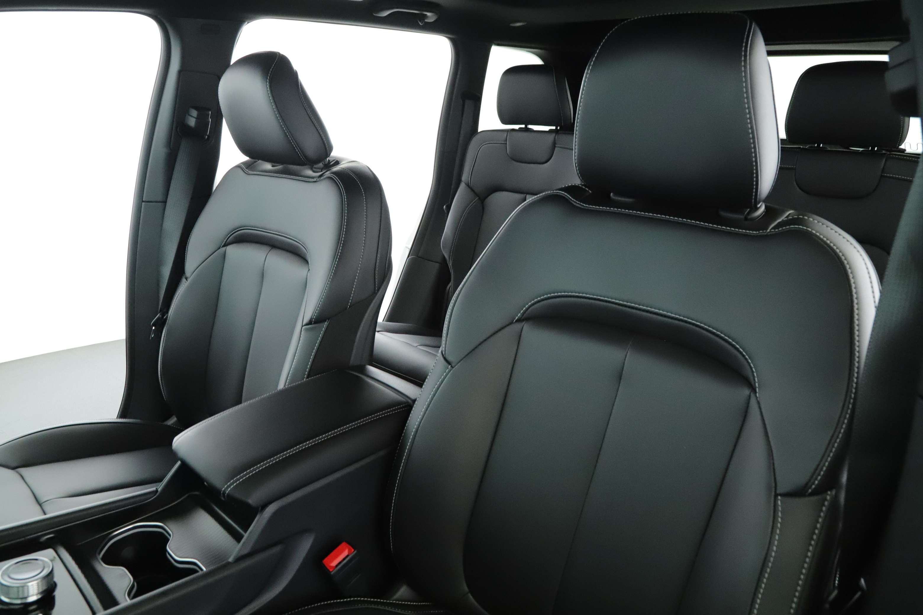 New 2025 Jeep Grand Cherokee on Long Island l Amityville NY ...