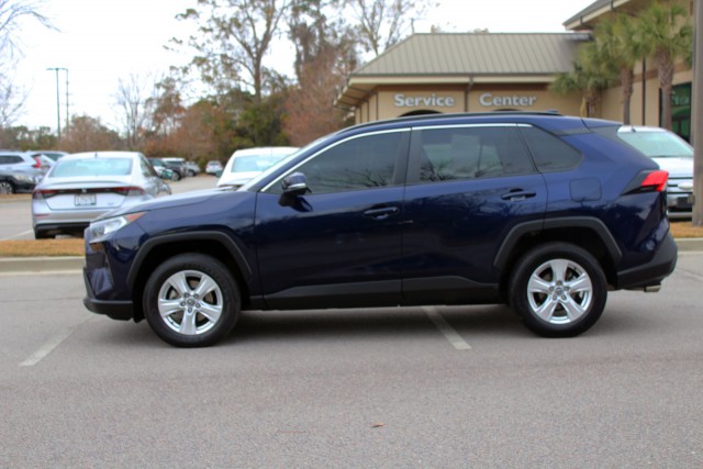 Pre-Owned 2021 Toyota RAV4 XLE 4D Sport Utility in Bluffton #20284HA ...