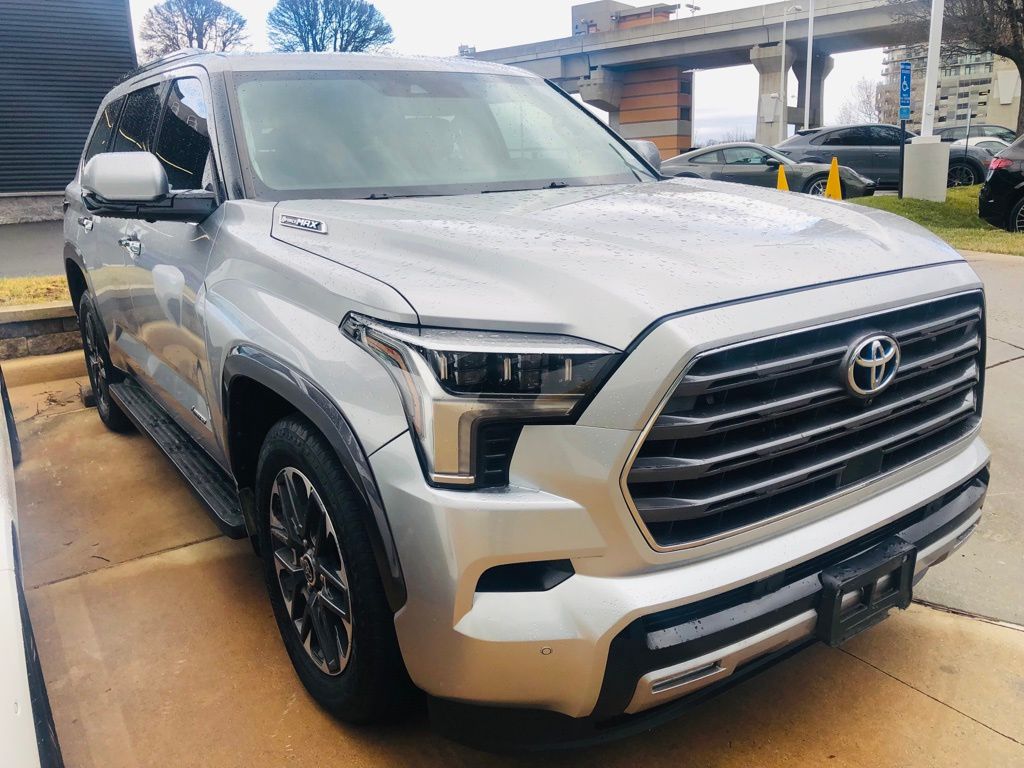 Pre-Owned 2023 Toyota Sequoia SR5 4D Sport Utility in Vienna #UM27358 ...