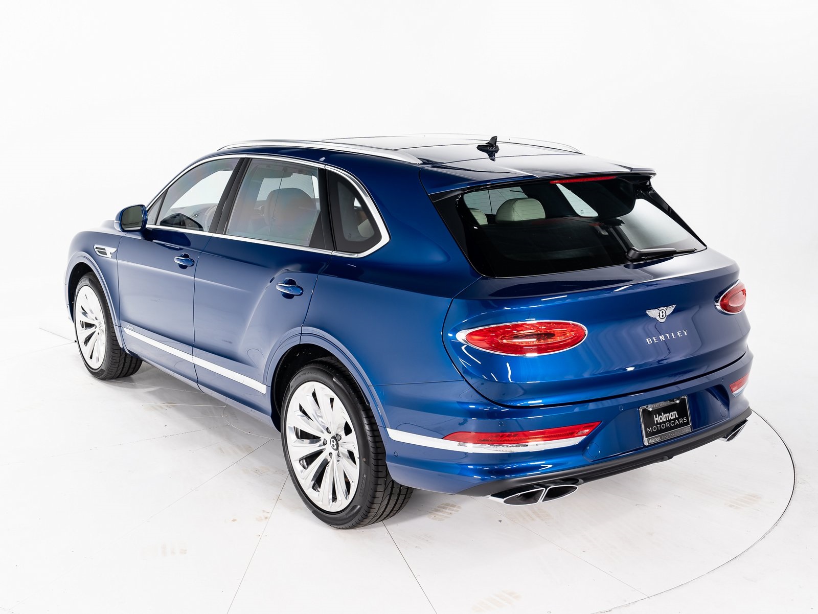 New 2024 Bentley Bentayga Azure V8 4D Sport Utility for Sale #RC028269 ...
