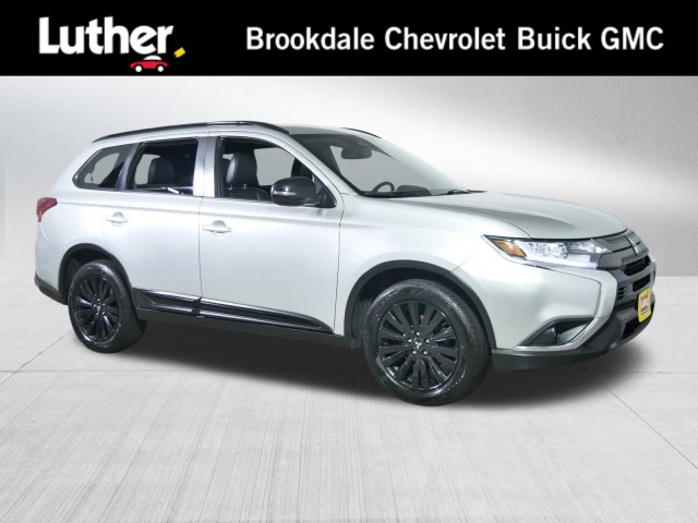 Pre-Owned 2020 Mitsubishi Outlander ES SUV in Brooklyn Center #P17384A ...
