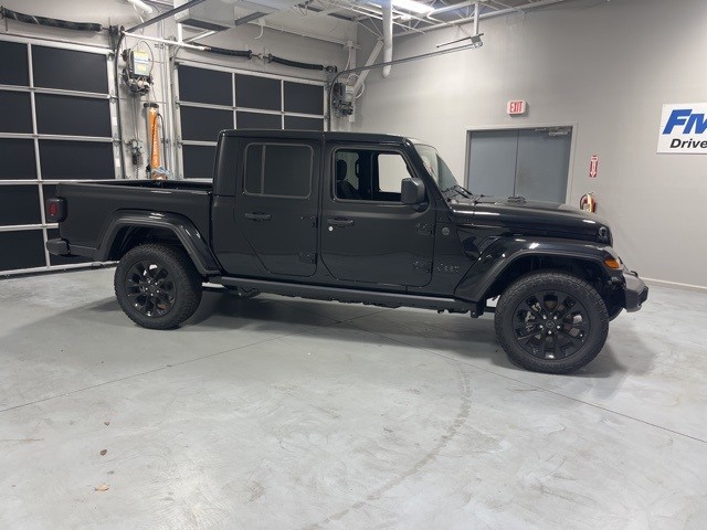 New 2025 Jeep Gladiator Nighthawk Crew Cab in Lenoir City #SL502645 ...