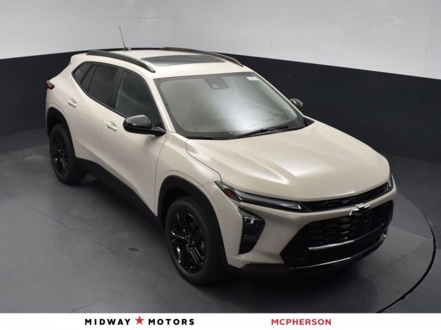 New 2026 Chevrolet Trax ACTIV SUV in McPherson #26W110 | Midway Motors