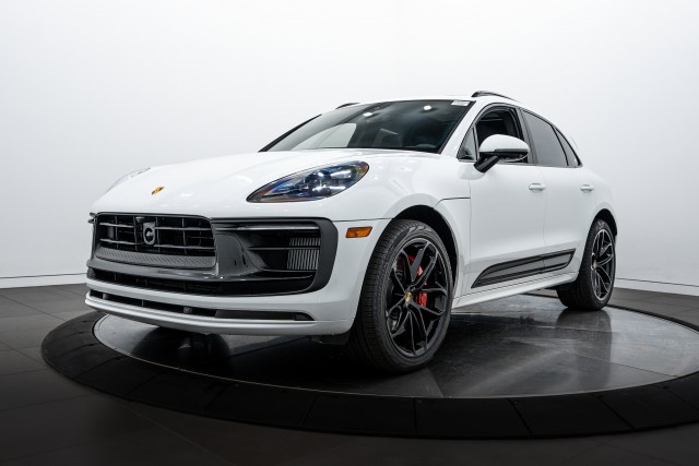 New 2026 Porsche Macan GTS SUV in Highland Park #P260003 | Porsche Exchange