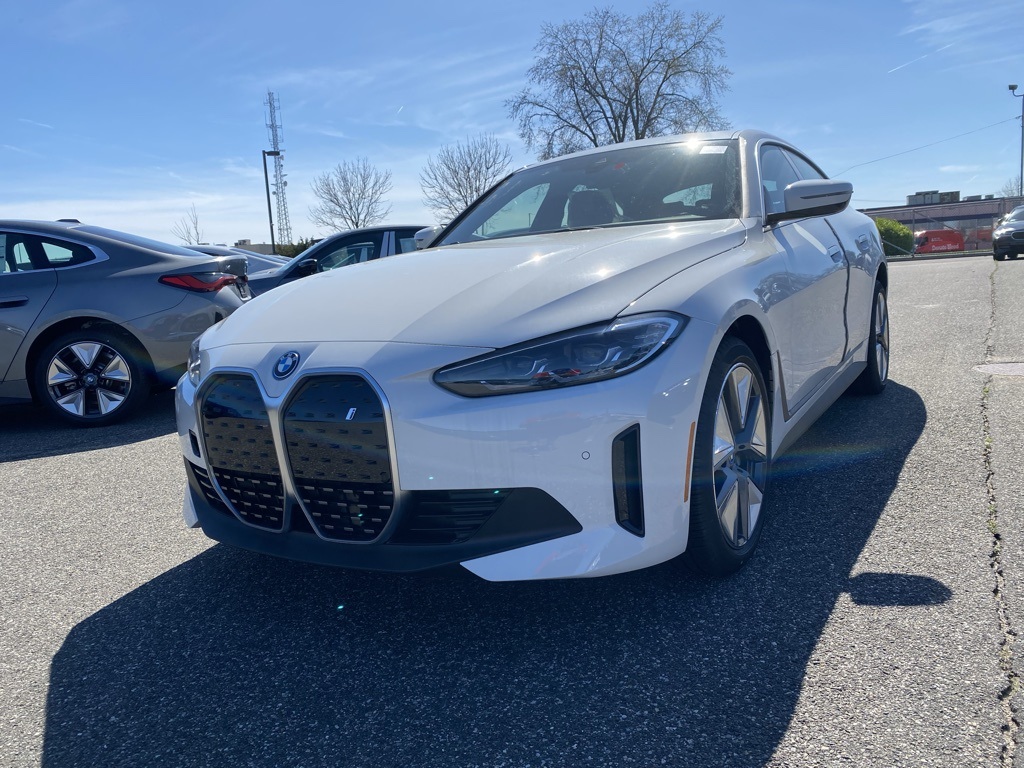 New 2024 BMW i4 xDrive40 Hatchback in Westbury #24-58626 | Rallye BMW ...