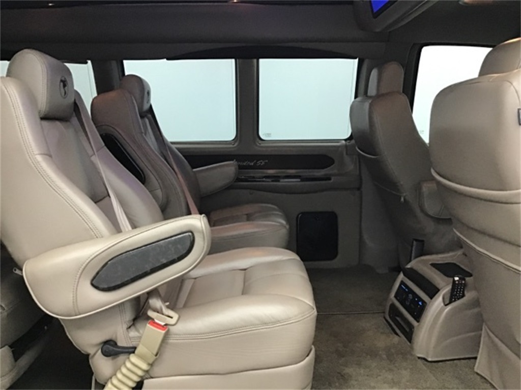 Pre-Owned 2019 GMC Conversion Van Explorer Limited SE RWD #UP35451 ...