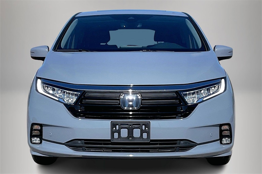 Pre-Owned 2024 Honda Odyssey Touring 4D Passenger Van in Alvin # ...