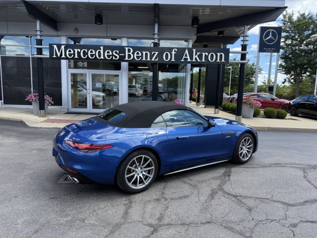 Pre-Owned 2024 Mercedes-Benz SL-Class SL 43 AMG® 2D Convertible in ...
