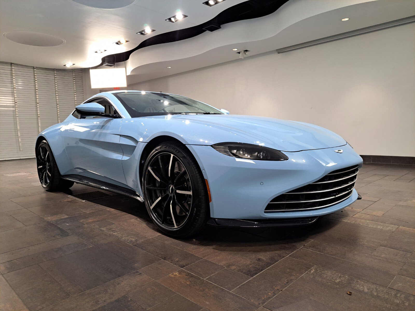 Aston Martin Vanquish Interior Blue
