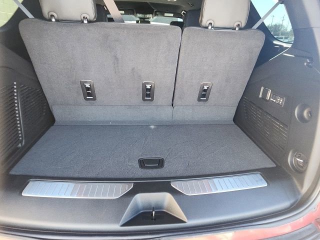 Pre-Owned 2024 GMC Yukon AT4 SUV in Hutchinson #HX7008A | Conklin GMC ...