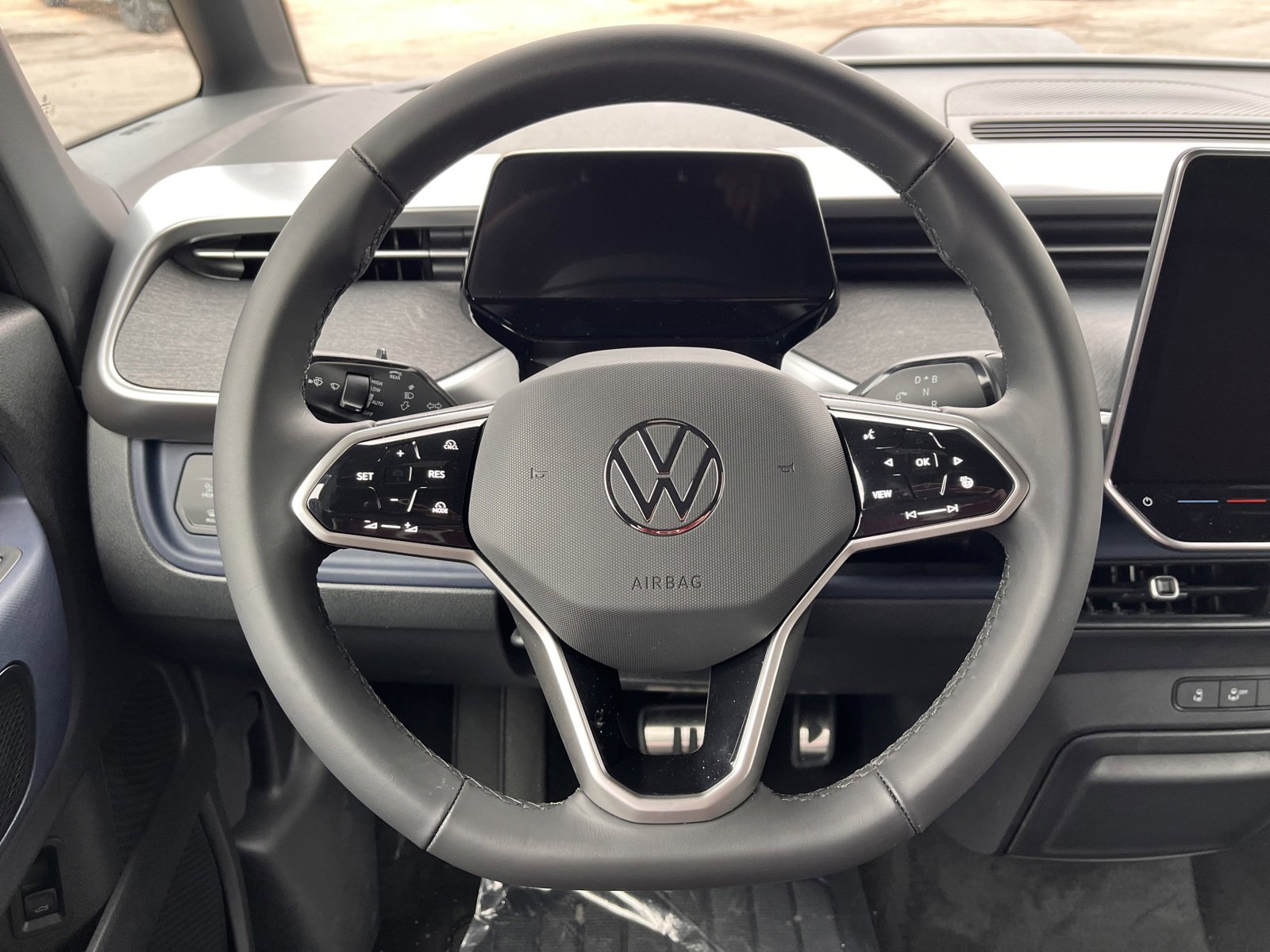 New 2025 Volkswagen ID. Buzz Pro S Mini-van, Passenger in Colmar ...