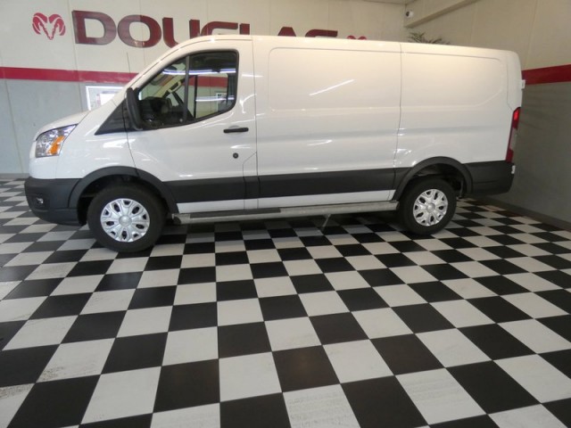 Pre-Owned 2022 Ford Transit Cargo Van T-250 130″ Low Rf 9070 GVWR RWD ...