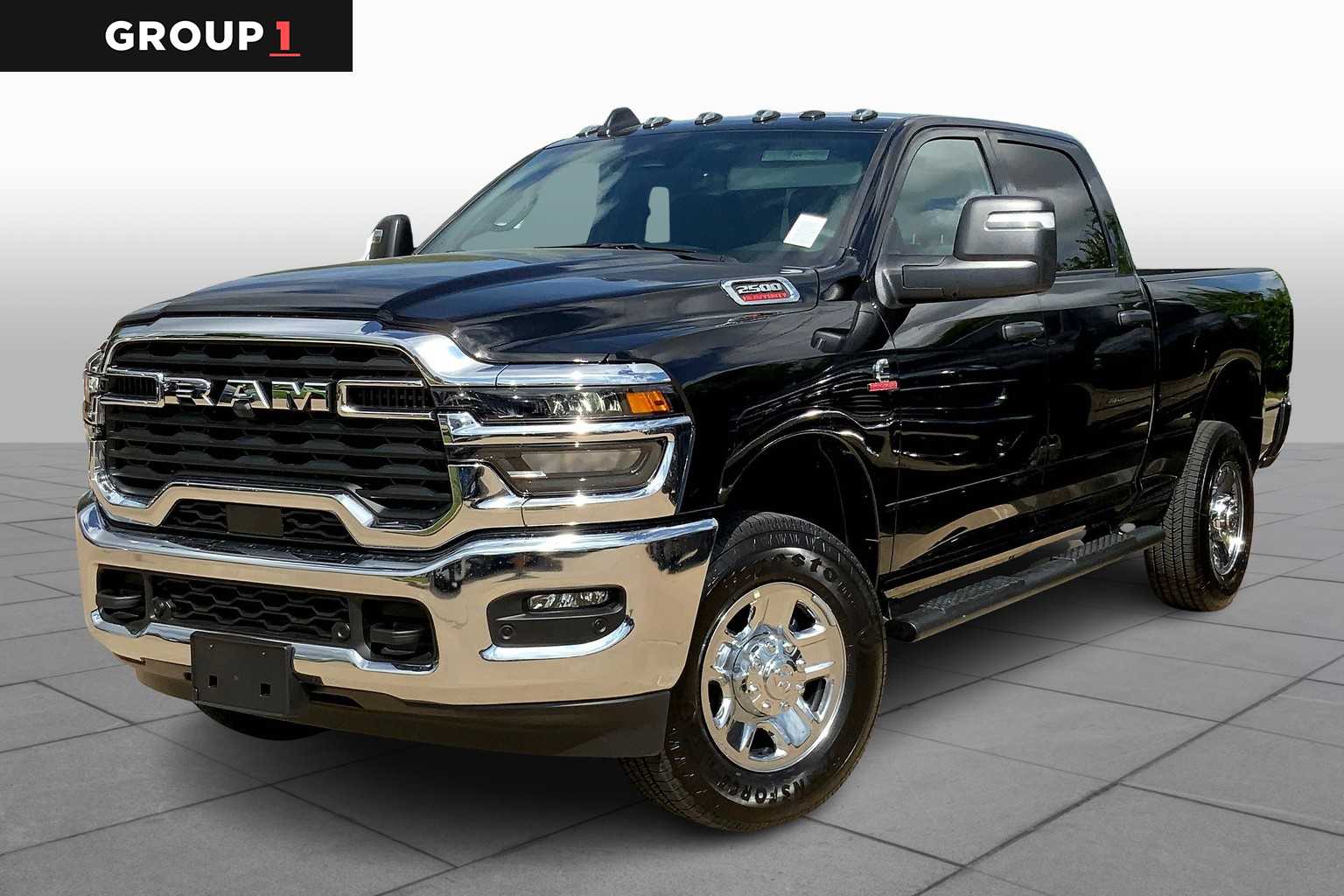 New 2025 RAM 2500 Tradesman Crew Cab in Dallas #SG557956 | Dallas Dodge Chrysler Jeep Ram