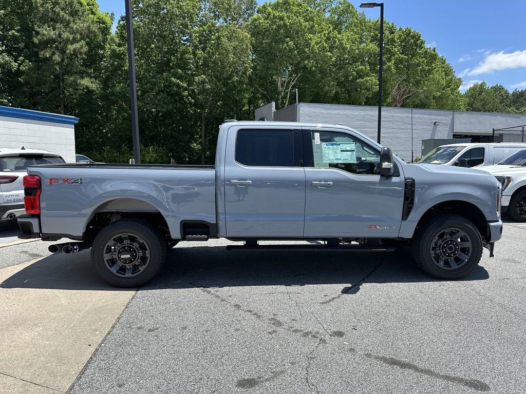 New 2024 Ford Super Duty F-350® LARIAT Crew Cab in Atlanta #F12651 ...