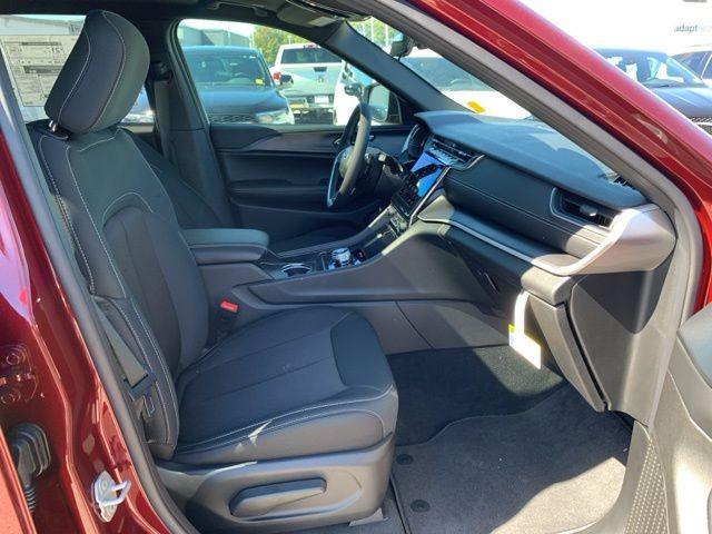 New 2025 Jeep Grand Cherokee L Laredo X Sport Utility in Crossville ...