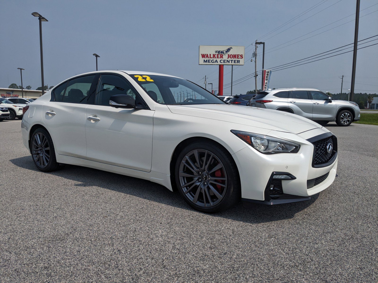 Infiniti Q50 2022 White